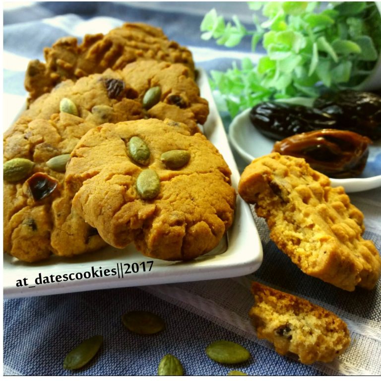 Date Cookies recipe (Kue kering Kurma) by Pian Wina - langsungenak.com