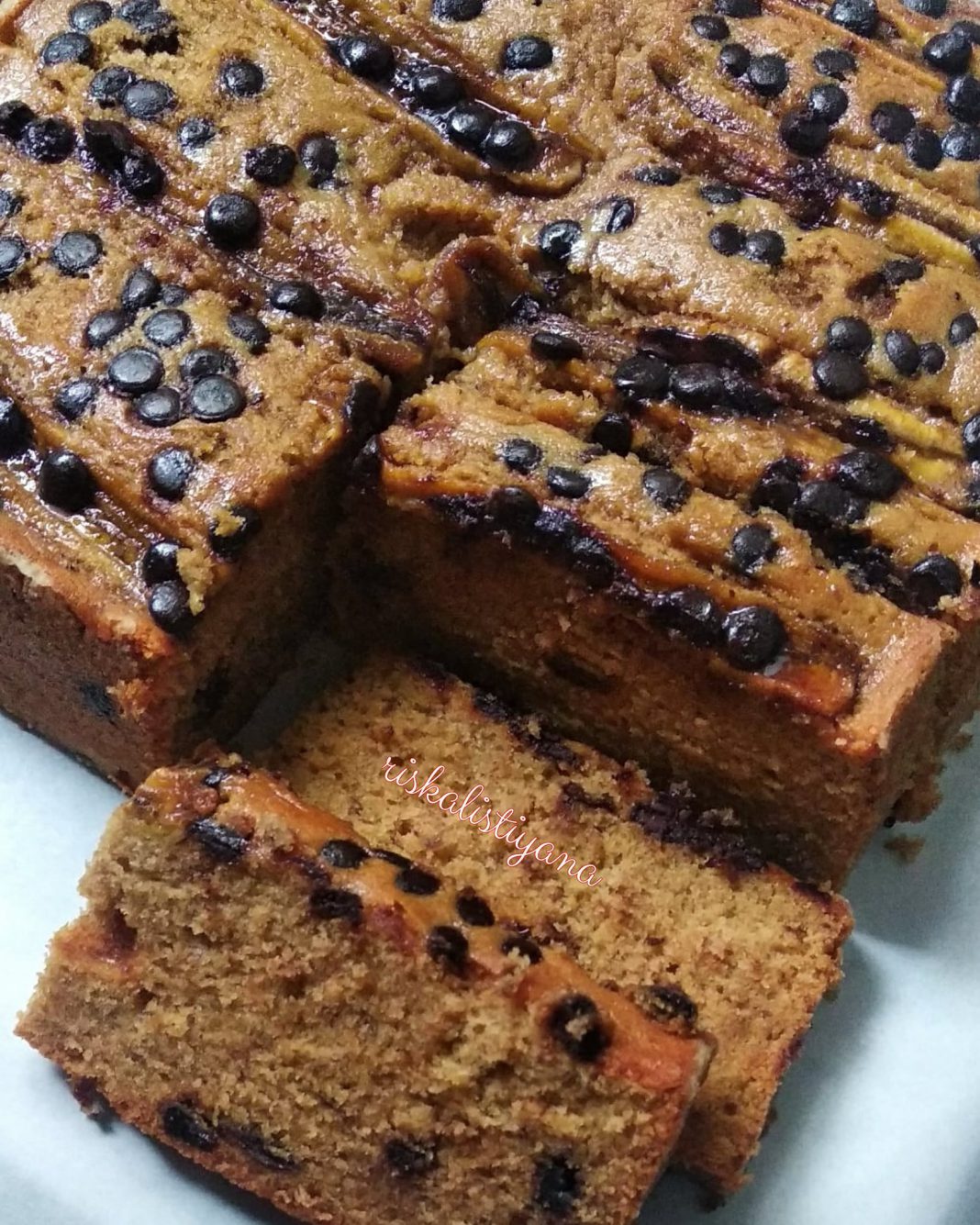 Banana Cake with Palm Sugar by Riska Listiyana - langsungenak.com