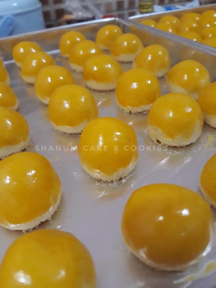 resep NASTAR dan RESEP SELAI NANAS by Uwie Arkaweludin