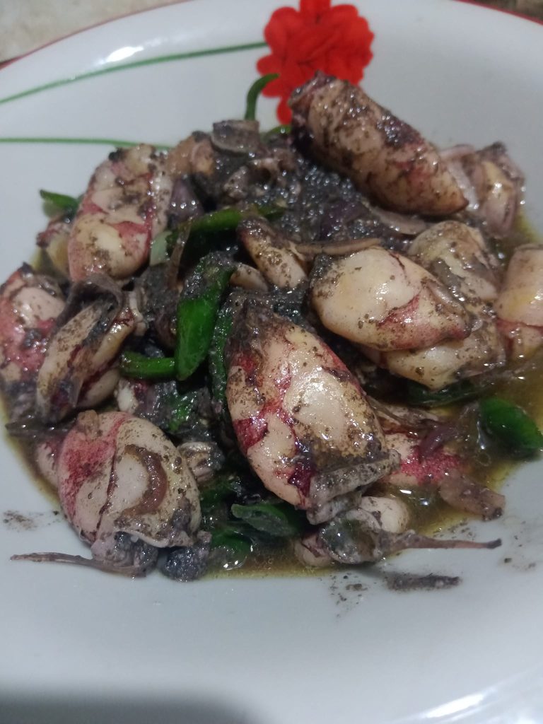Resep Cumi masak hitam by Elliyah Lim - langsungenak.com